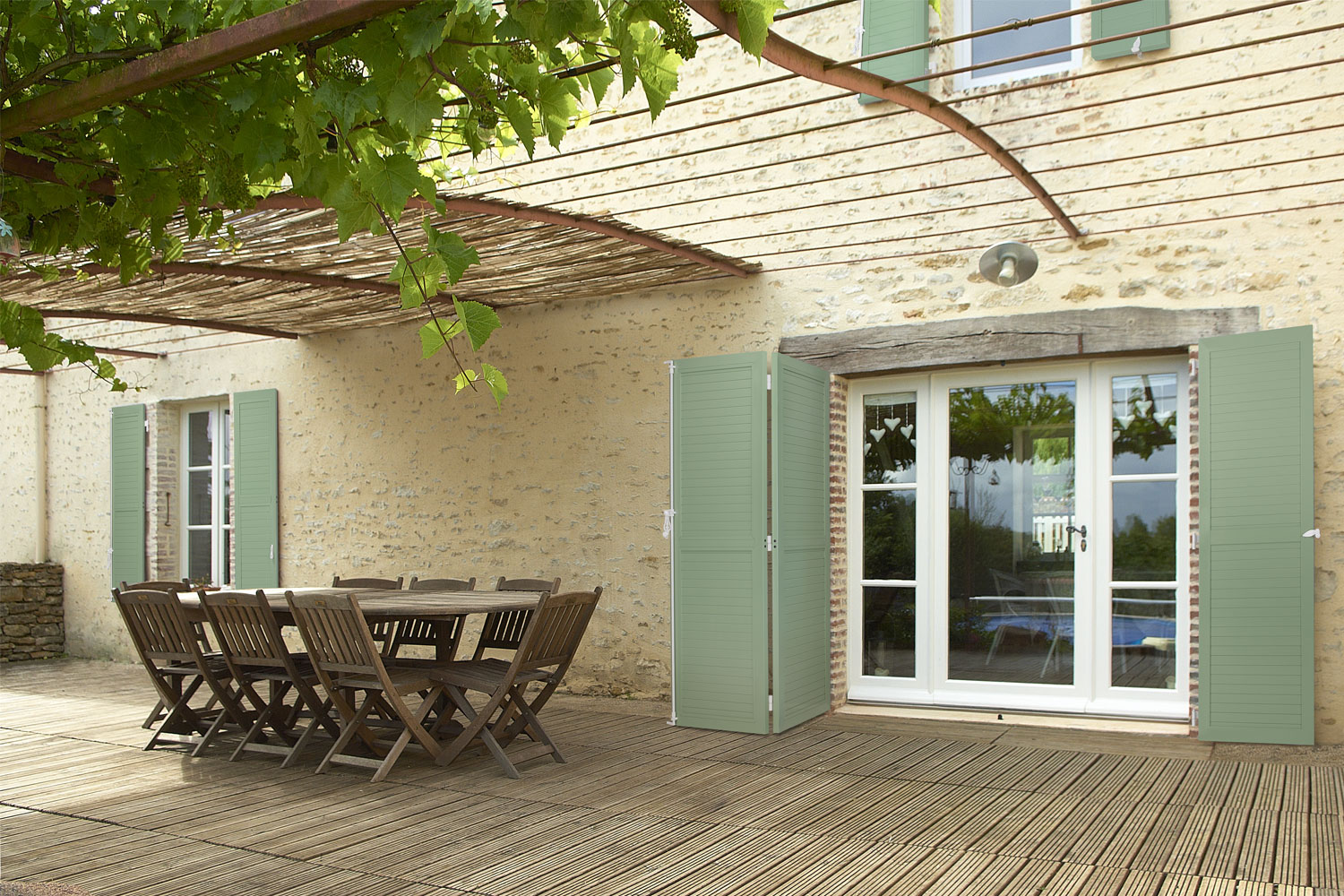 Devis gratuit volet battant PVC à cadre, précadre - Renov'art